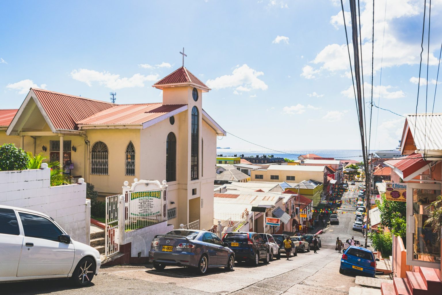 Everything You Need to Know About Driving in Grenada - Island Motors